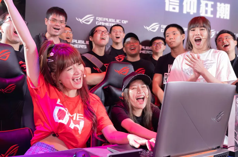 信仰直接點滿！實況女神降臨ROG VIP DAY網友：「ROG護照」太佛了RRRRRR | ROG - Republic of Gamers 台灣